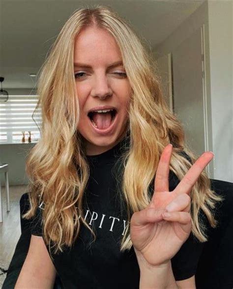 Avontuurlijke Meid Zoekt Jou Vrouw Zoekt Man