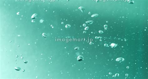 水中の泡の写真素材 242322963 イメージマート