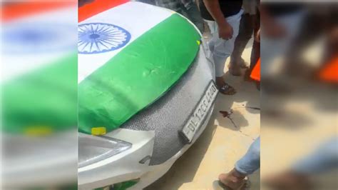 A Young Man Trampled By A Car Participating In Tiranga Yatra In Loni