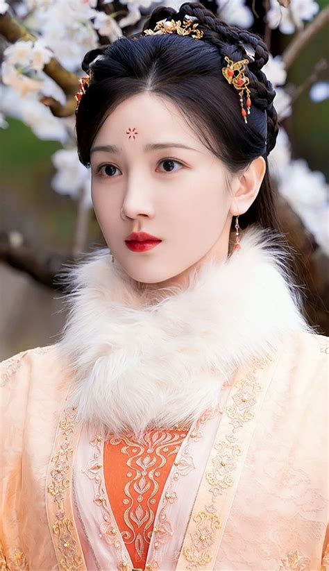 Ghim Của Vaaty23 Trên เฉินเสี่ยวอวิ๋น Chenxiaoyun陈小纭 Diễn Viên Nữ