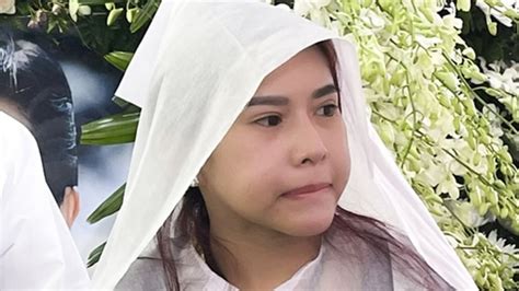 Con nuôi cố NS Vũ Linh thông báo tin tang sự sao Việt đồng loạt gửi lời chia buồn Sao việt