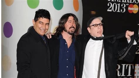 Foo Fighters Share Debut Performance Of Their New Song Rescued Kbpa