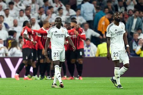 Only One Real Madrid Star Stayed Behind To Thank Fans After AC Milan