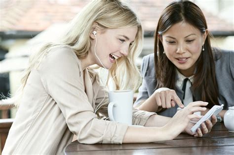 あなたの英会話を格段にスムーズにさせる1番簡単な便利技とは 大学2年生でHello how are you しか言えなかった私が