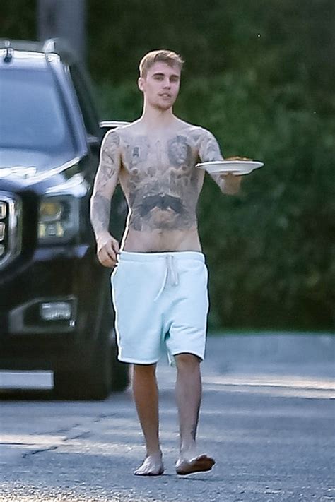 Justin Bieber Shirtless In Bed