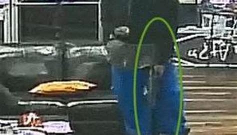 Armed Robbery Reported At Waukegan Cellphone Store Chicago Sun Times