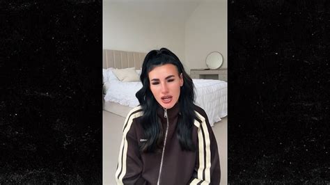Tiktok Star Brittany Miller Apologizes For Faking Cancer