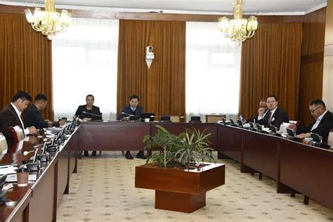 Vip76 Mn “Эм эмнэлгийн хэрэгслийн чанар аюулгүй байдал” ын талаарх мэдээллийг сонслоо