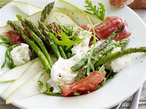 Slaatje Met Asperges Peer En Lauwwarme Brie Libelle Lekker