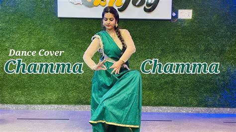 Chamma Chamma Dance Cover Choreo By Aksh90s Retro Songs Easy Dance Steps Bollywood Dance