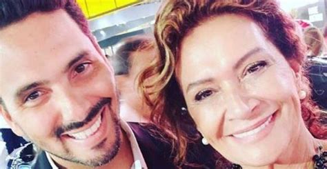 Ex Bbb Ieda Parabeniza O Namorado 30 Anos Mais Novo Que Ela Com Linda