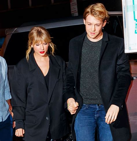 Taylor Swifts Publicist Slams Insane Joe Alwyn Marriage Rumors Us
