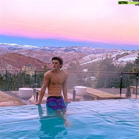 Rainer Dawn Wiki Biography Age Gallery Spouse And More