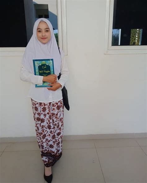 Santriwati Indonesia And Dunias Instagram Profile Post Santri Unggul