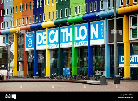 Decathlon shop hi-res stock photography and images - Alamy