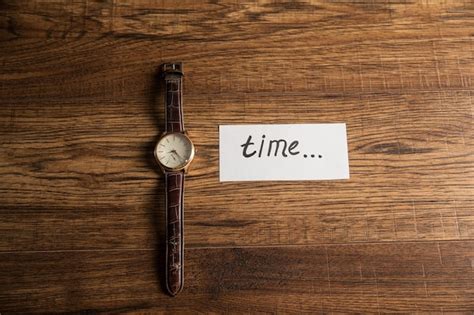 Premium Photo Clock And Inscription Time