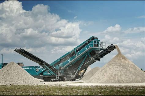 Powerscreen Chieftain 2200 2 Screener 2024