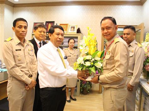 ดร ธวัชชัย ประชาสัมพันธ์ สำนักงานคณะกรรมการการอาชีวศึกษา Facebook