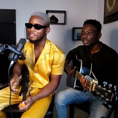 Watch Chike Play All Your Fave Songs On The Boo Of The Booless Album