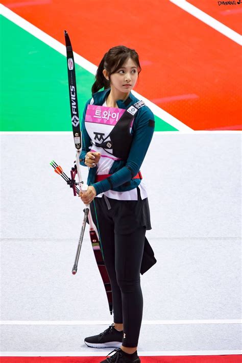 Pin By Nongnuch Tipthakulchai On นักกีฬา Archery Girl Sport Girl
