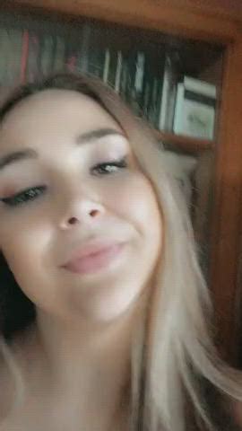 Sophie Scrolller