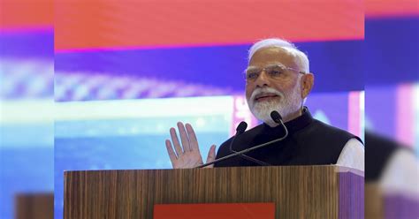 Pm Modi Interacts With Lakhpati Didis In Gujarat On Intl Womens Day