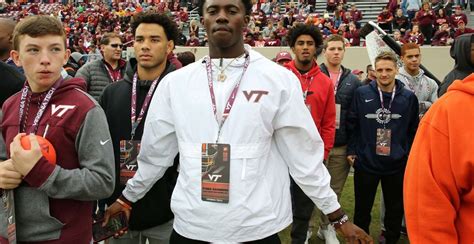 Virginia Tech Wr Tyree Saunders Enters Ncaa Transfer Portal
