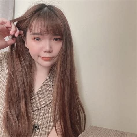 在脆上找客人day16 有人跟我一樣看完暗殺教室哭的跟豬頭一樣嗎。。