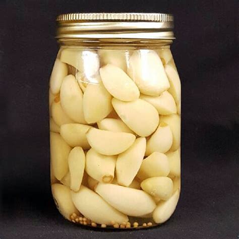 Pickled Garlic 16oz Hill Country Homestyle