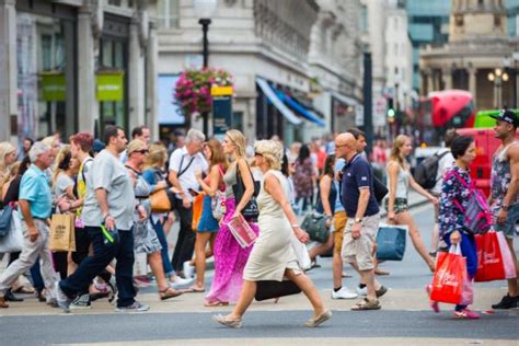Linkedin News Uk On Linkedin Data Retail Sales Edge Up Thanks To Hot