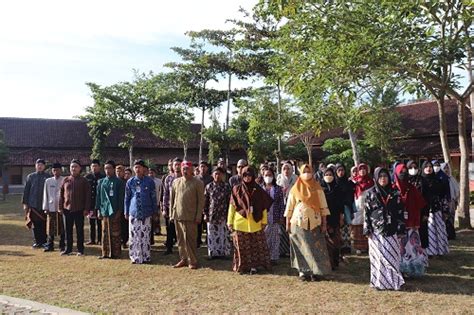 Upacara Peringatan HUT Kemerdekaan Republik Indonesia Ke 78 SMK
