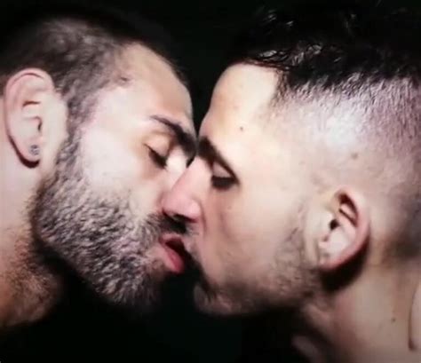 Kiss Me Like This Thisvid Com