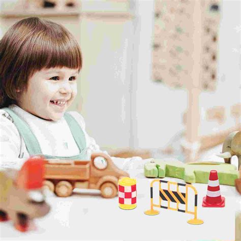 미니 교통 콘 울타리 교통 도로 표지판 플레이세트 교통 콘 장난감 플레이 차량 및 모델