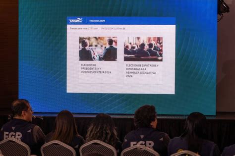 Arranca voto electrónico para 741 094 salvadoreños con DUI en el