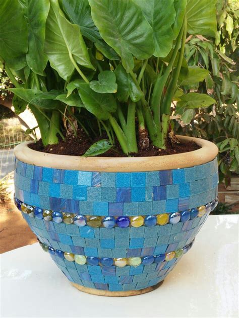Pin By Tzippi Ben Arie On Ab עבודות תלמידים Mosaic Flower Pots