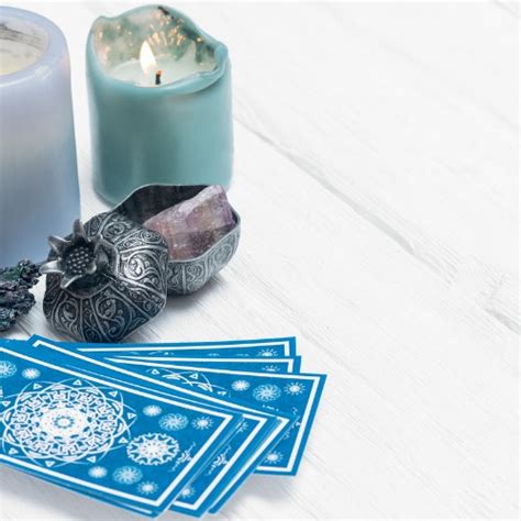 Prédictions pour le 15 août 2023 cartes du tarot du jour