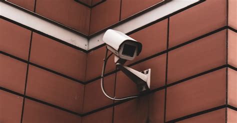 Pros And Cons On Installing Analog Security Cameras