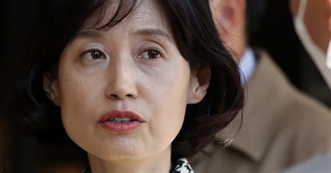 조국당 박은정 1년새 재산 ‘41억↑朴 “‘친문 검사 공격하더니 무슨 전관예우”