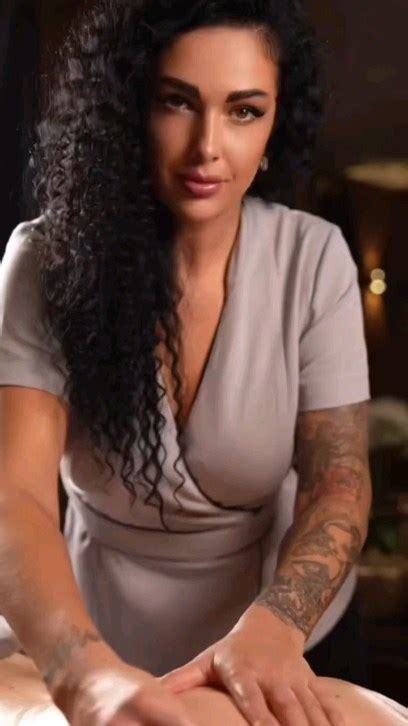 ‎ماساژ مهتاب🦋‎ ‎کپشن نخون خدمات ماساژ فول در بهترین لوکشین ثبت نوبت از طریق لینک بیو ماساژ