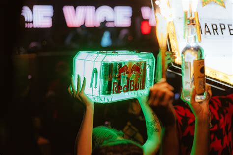 Custom Bottle Presenters And Signs