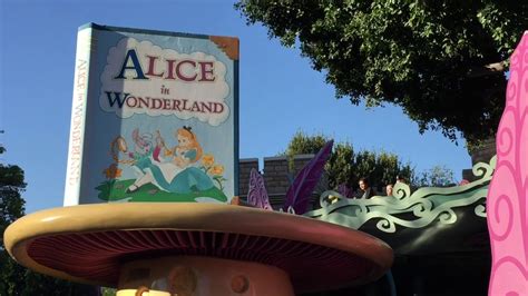Disneylands Alice In Wonderland Dark Ride Attraction Complete Ride