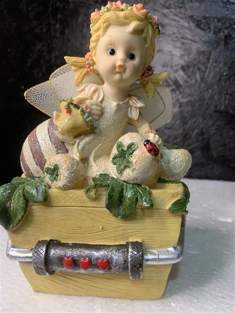 Копілка з бджілкою — ціна 170 грн у каталозі Статуетки Купити товари для дому та побуту за