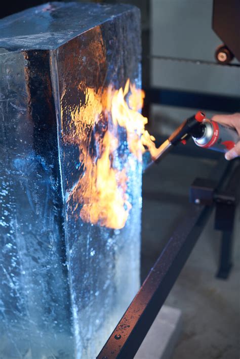 Block Ice Vs Cube Ice How To Make A Premium Ice Block