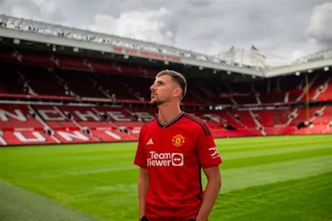 Mason Mount Completes 60m Manchester United Transfer From Chelsea