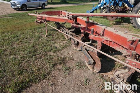 International 710 516 Moldboard Plow Wcoulters Bigiron Auctions