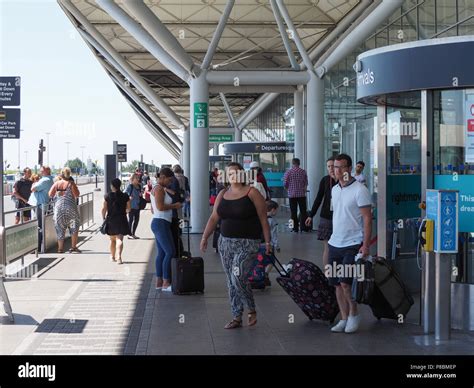 Stansted Uk Circa June 2018 Travellers At London Stansted Airport