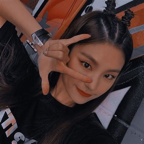 𝑰𝑻𝒁𝒀 ┊ 𝐲𝐞𝐣𝐢 𝐚𝐞𝐬𝐭𝐡𝐞𝐭𝐢𝐜 𝐩𝐢𝐧𝐭𝐞𝐫𝐞𝐬𝐭 ↷ 𝐭𝐚𝐲𝐯𝐞𝐩𝐥𝐮𝐦