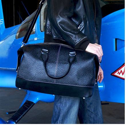 16-inch MacBook Pro Case, Bag or Sleeve in Leather or Nylon
