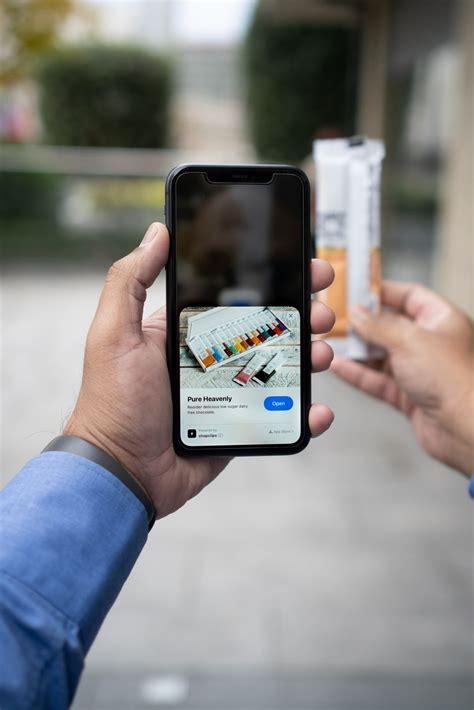 Landing Page Behind QR Code QR Cloud