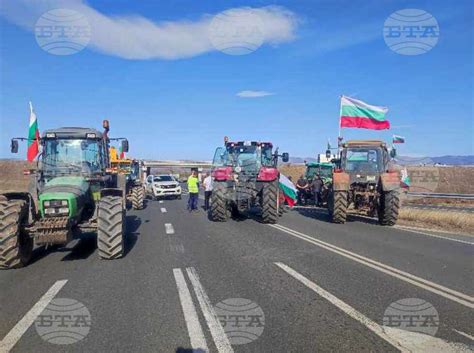 Земеделски производители от област Ямбол затварят утре трите изхода за